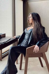 15+ Bossy Dress to Impress Outfits That Turn Heads